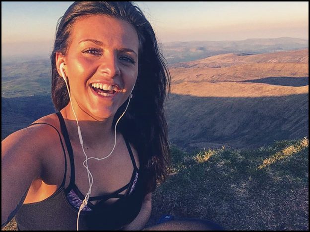 Lizzie Daly: Wildlife Presenter - Untamed Science