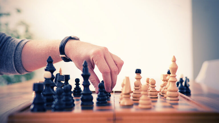 Chess 1 - Untamed Science