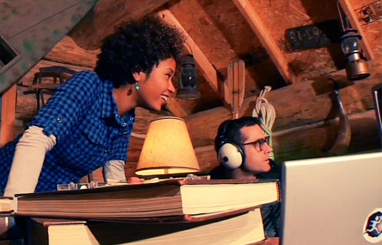 Rob Nelson and Danni Washington - Untamed Science